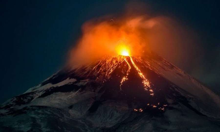 Zgjohet vullkani Etna, nga mali del llavë - Lajmet e fundit - Zëri